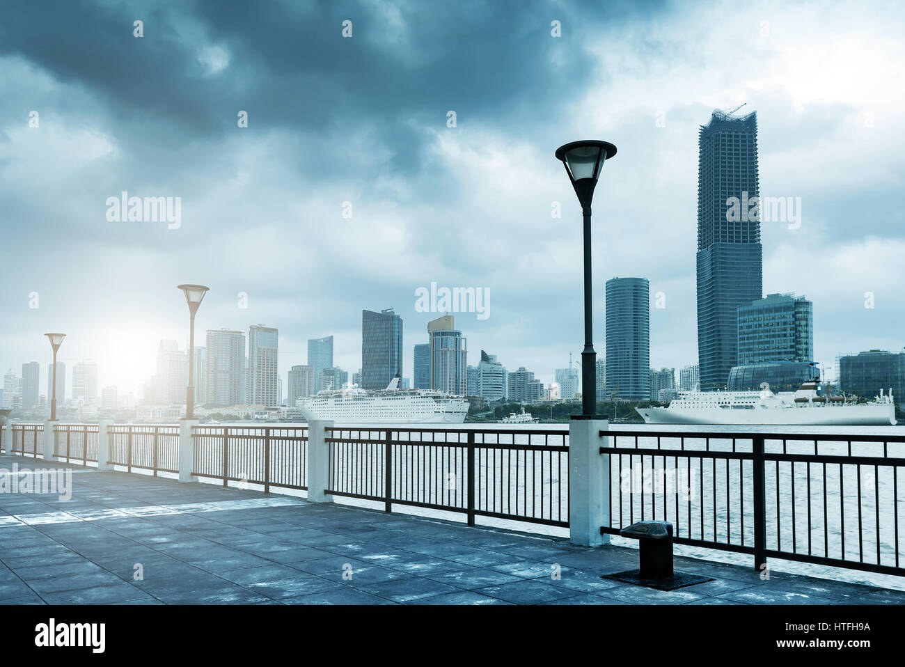 Tempest in Shanghai Bund, Huangpu River landscape Stock Photo - Alamy