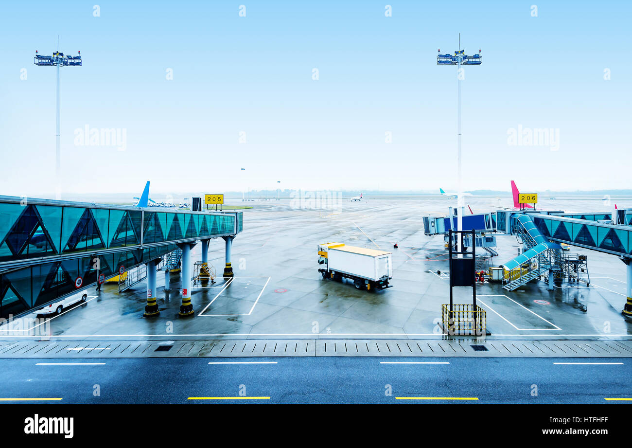 airport outside the window scene,waiting for the flight Stock Photo - Alamy