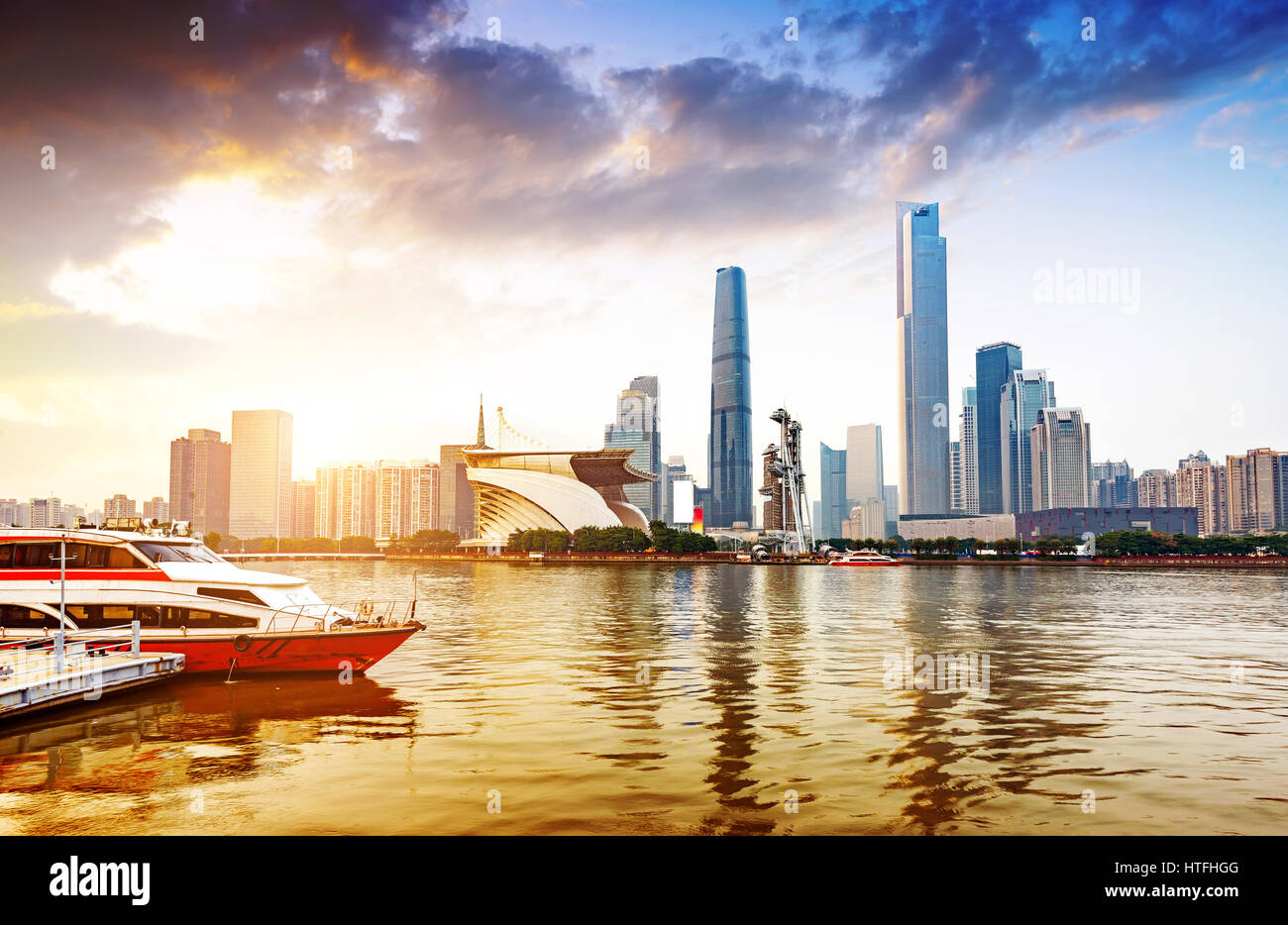 China Guangzhou Pearl River, riverside skyscraper Stock Photo - Alamy