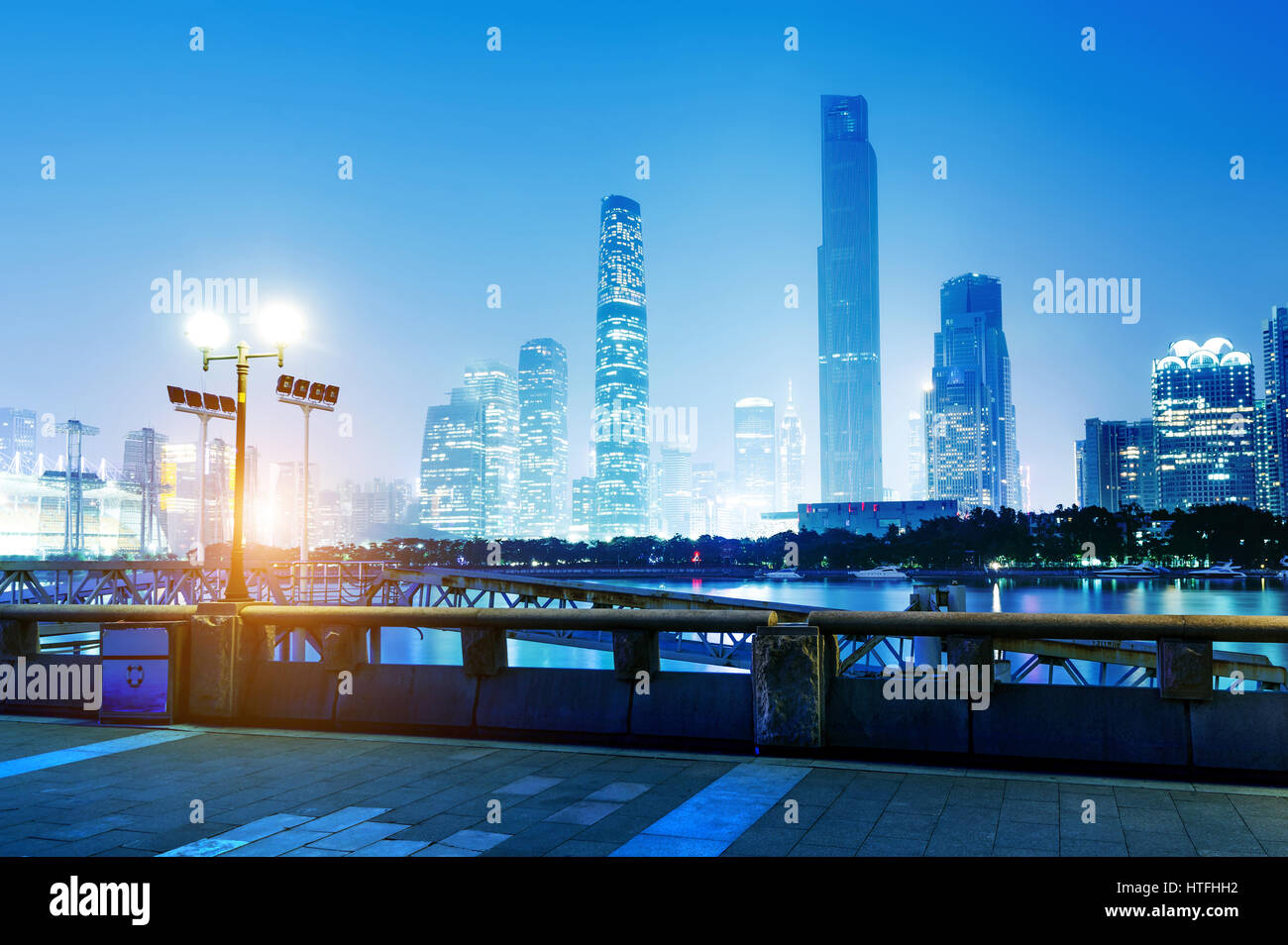 China Guangzhou Pearl River, riverside skyscraper Stock Photo - Alamy