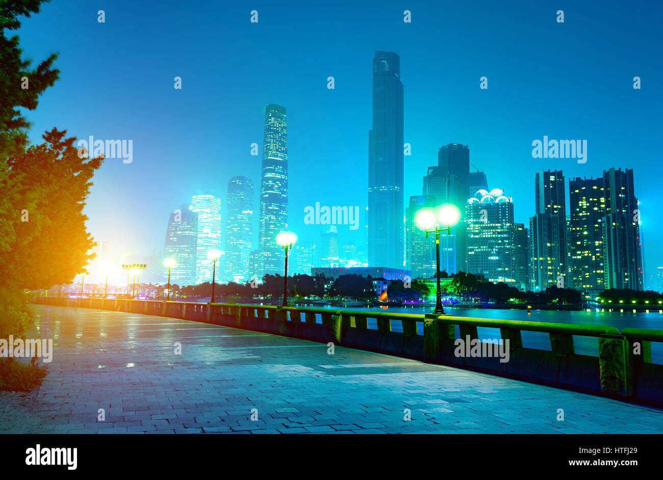 China Guangzhou Pearl River, riverside skyscraper Stock Photo - Alamy