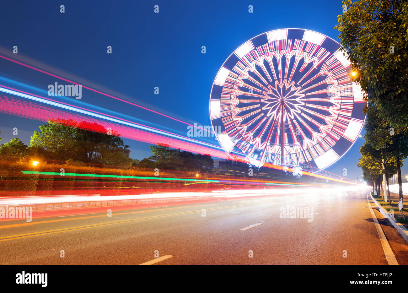Night, a rotating Ferris wheel Stock Photo - Alamy