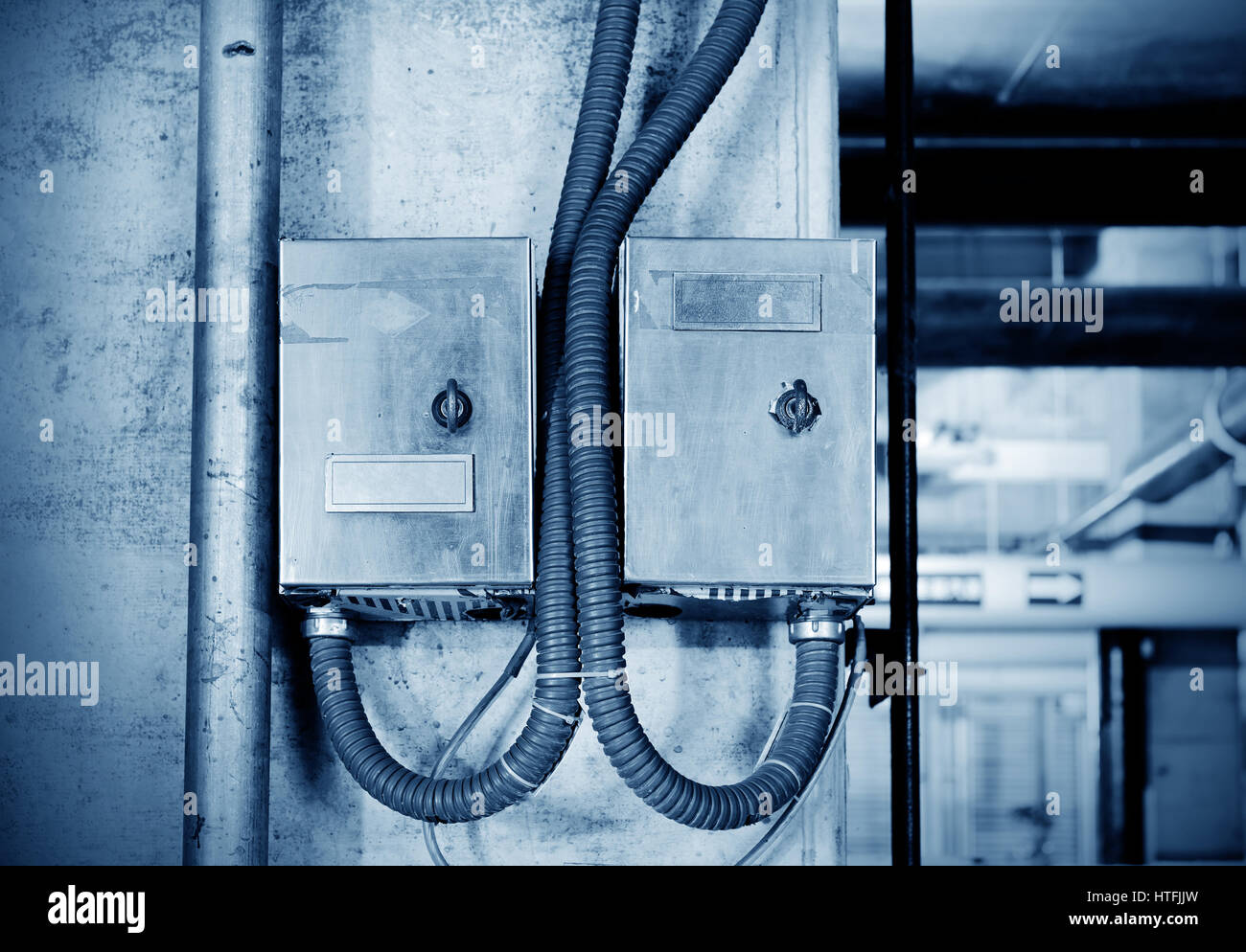 Old emergency stop button hi-res stock photography and images - Alamy