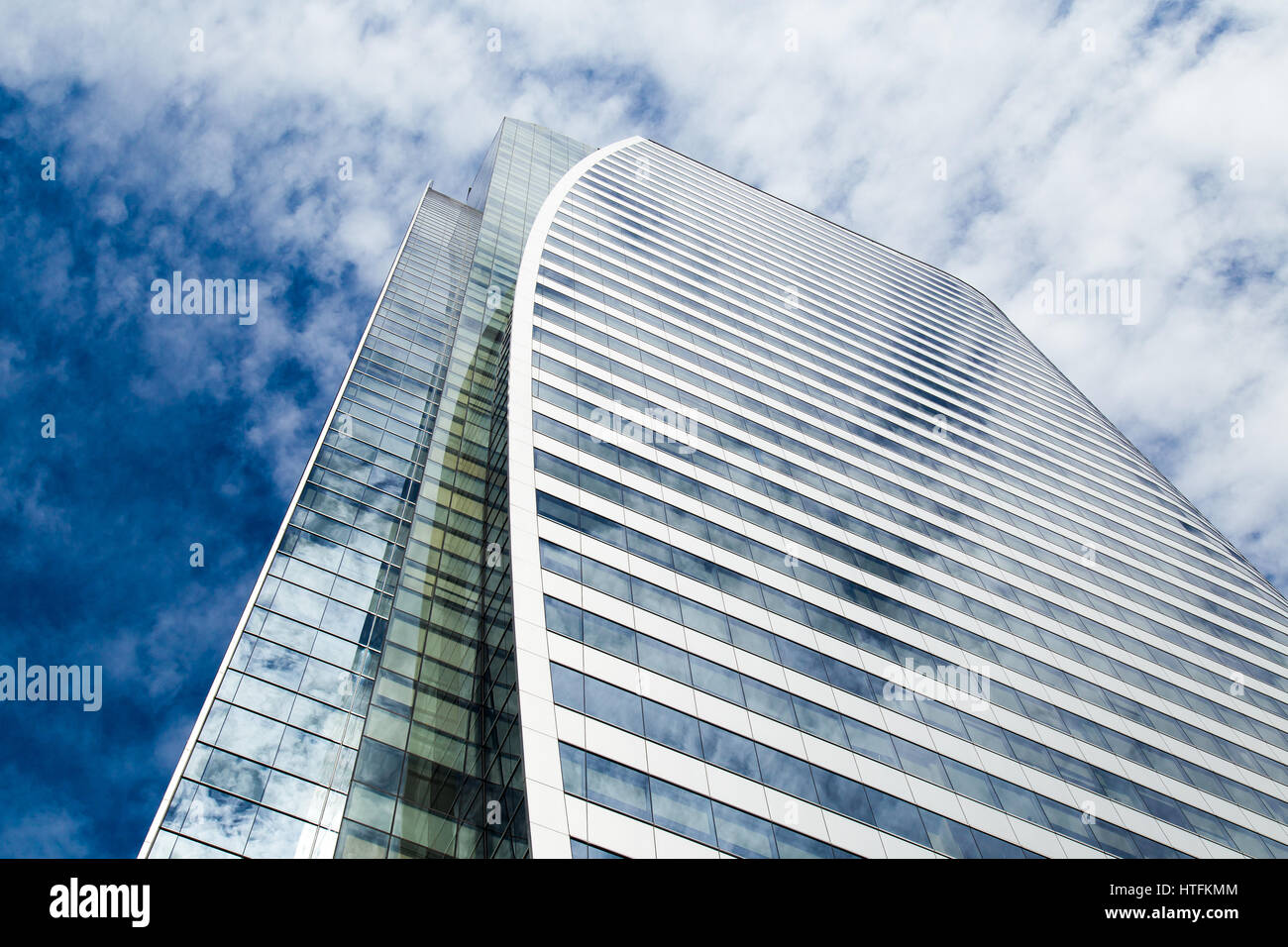 Business building , sky and tiny clouds Stock Photo - Alamy