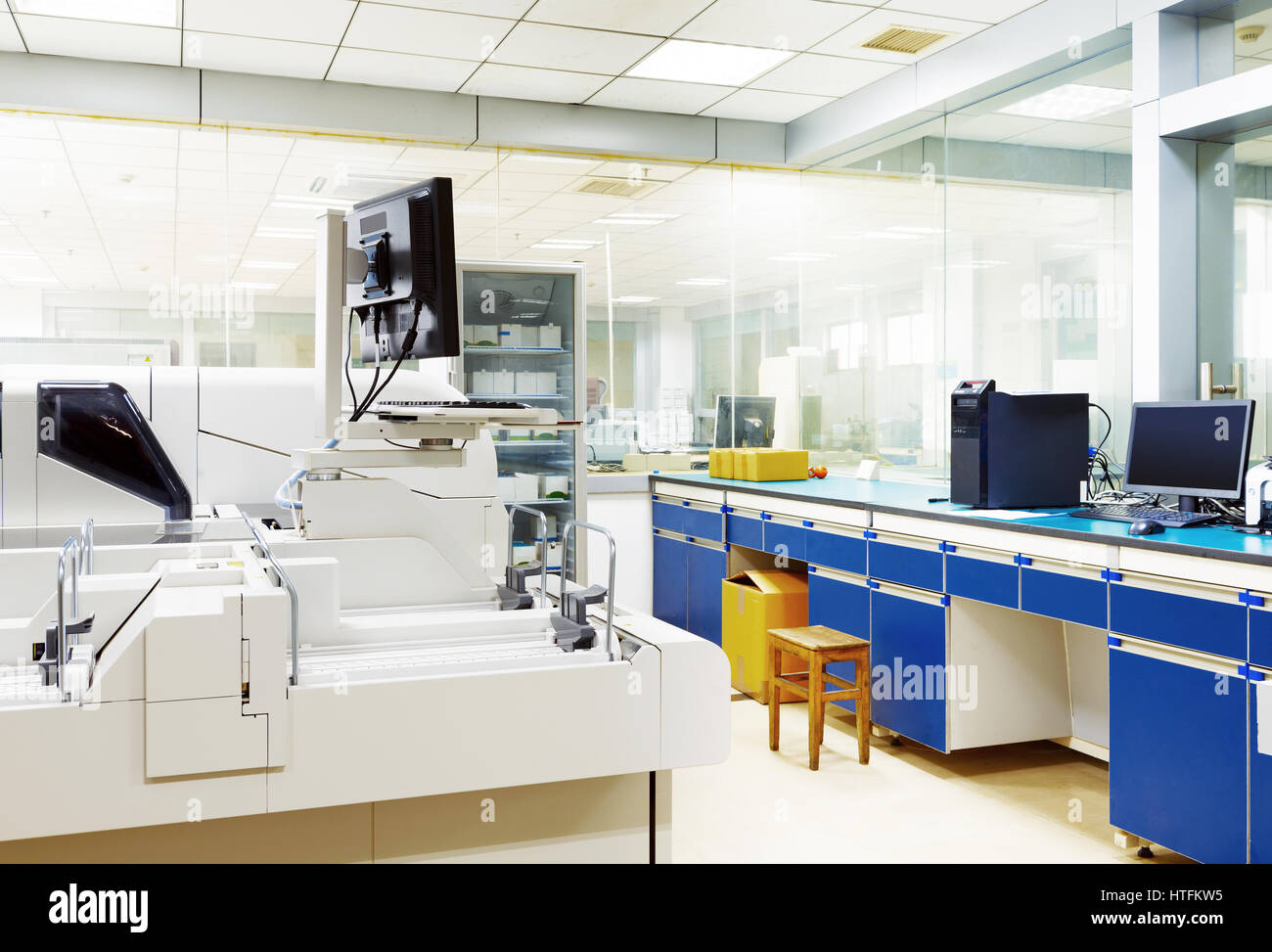 Laboratory appliance hi-res stock photography and images - Alamy