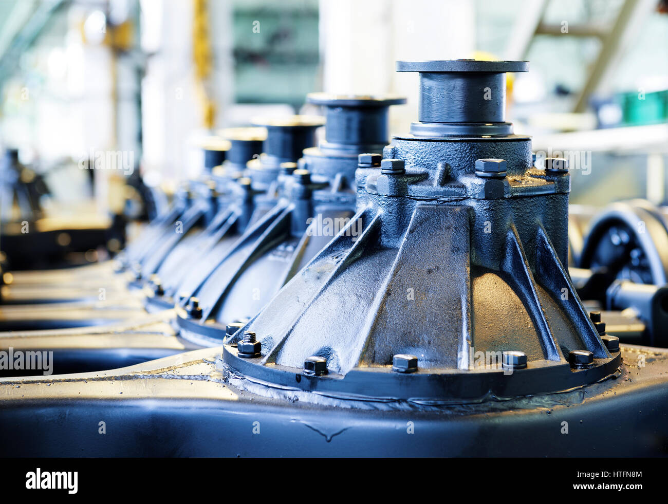 Chassis axle hi-res stock photography and images - Alamy