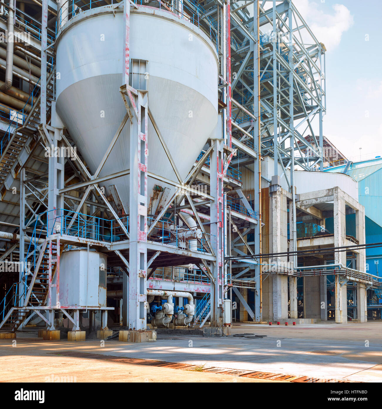 Internal structure of large thermal power plant Stock Photo - Alamy