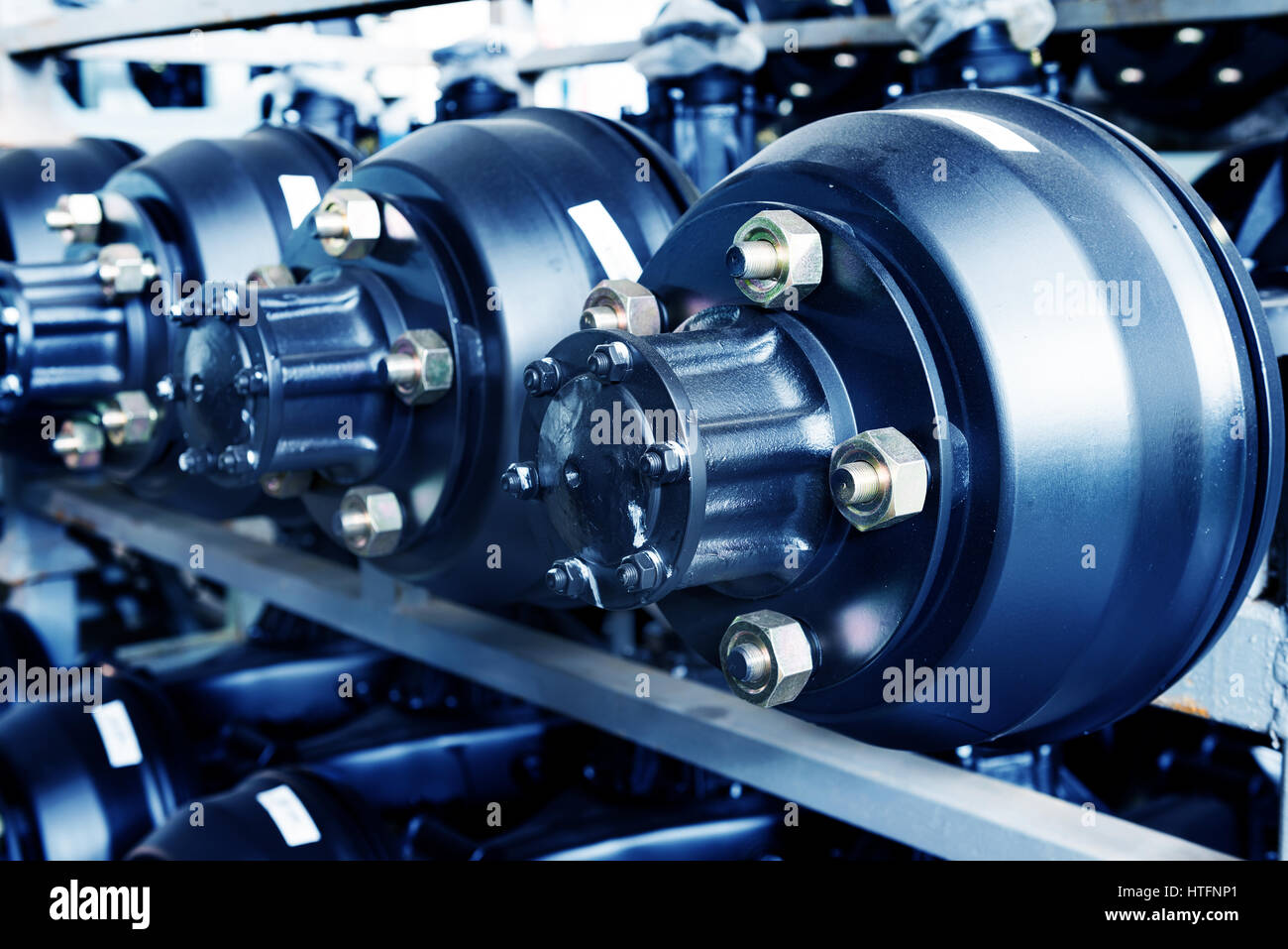 Car chassis with engine hi-res stock photography and images - Alamy