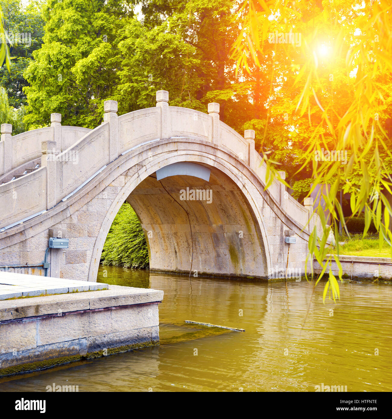 Ancient arched bridge, Hangzhou, China Stock Photo - Alamy