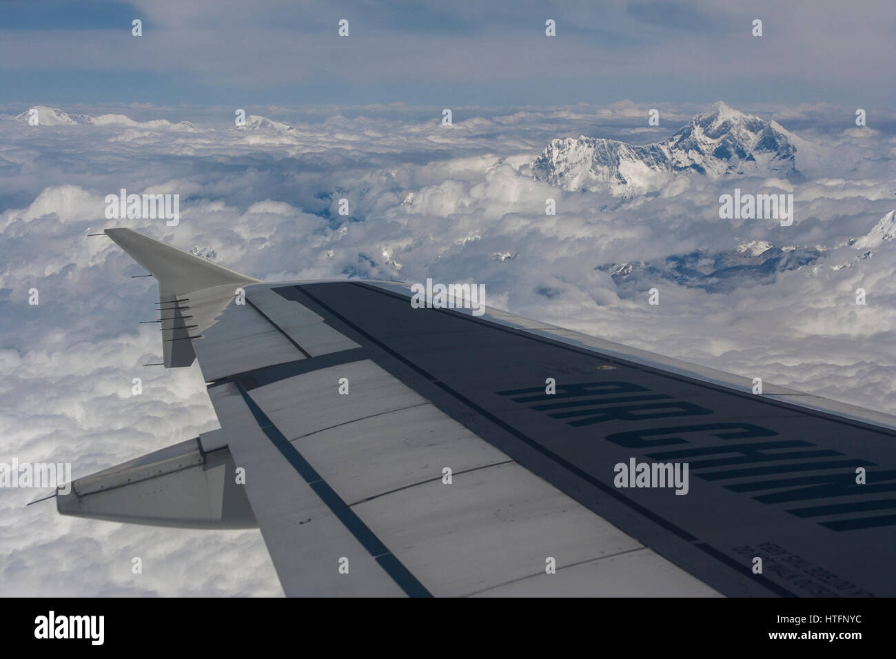 Mt everest aerial hi-res stock photography and images - Alamy