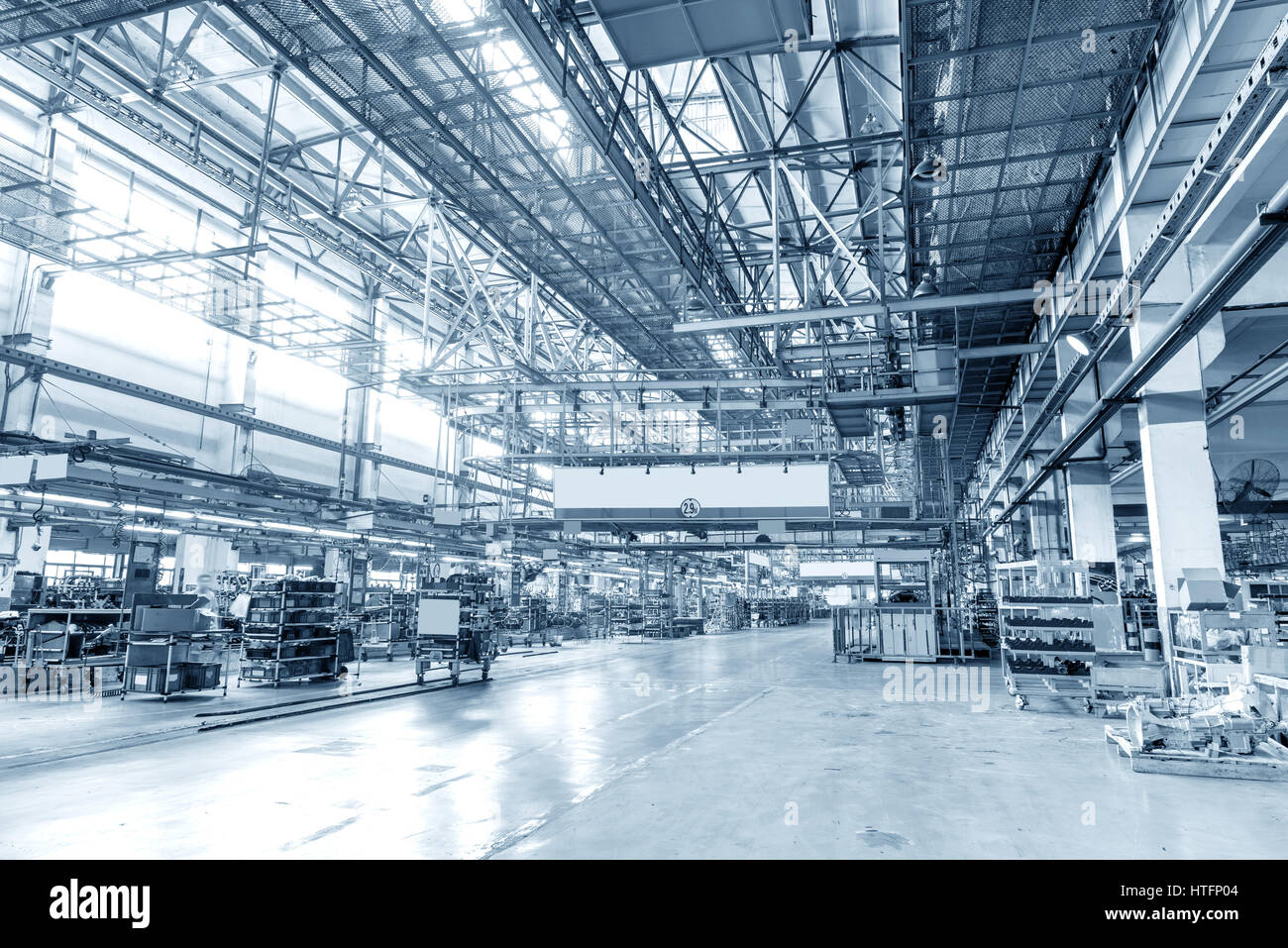 Production of automobile engine plant Stock Photo - Alamy