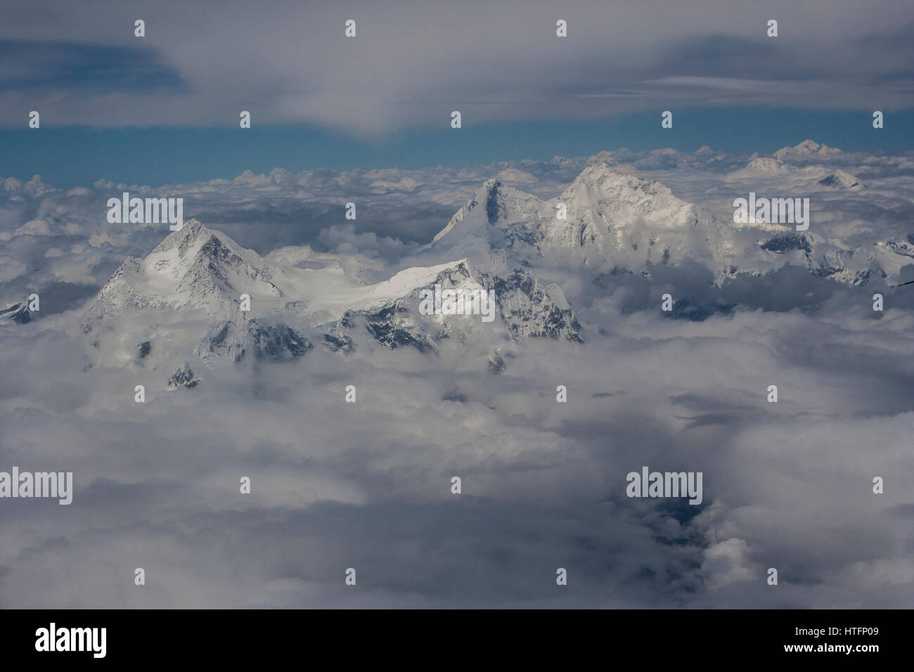 Chomolungma aerial hi-res stock photography and images - Alamy