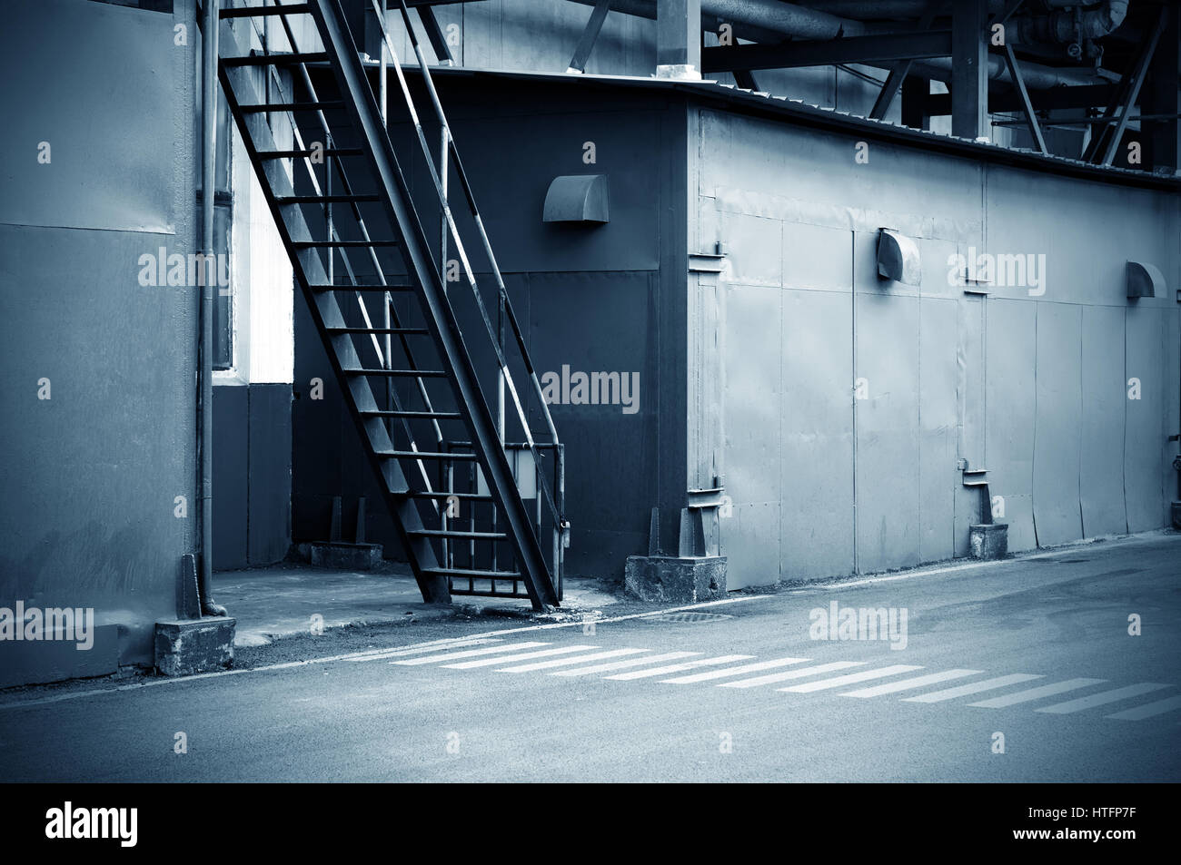 Rusted metal stairs hi-res stock photography and images - Alamy