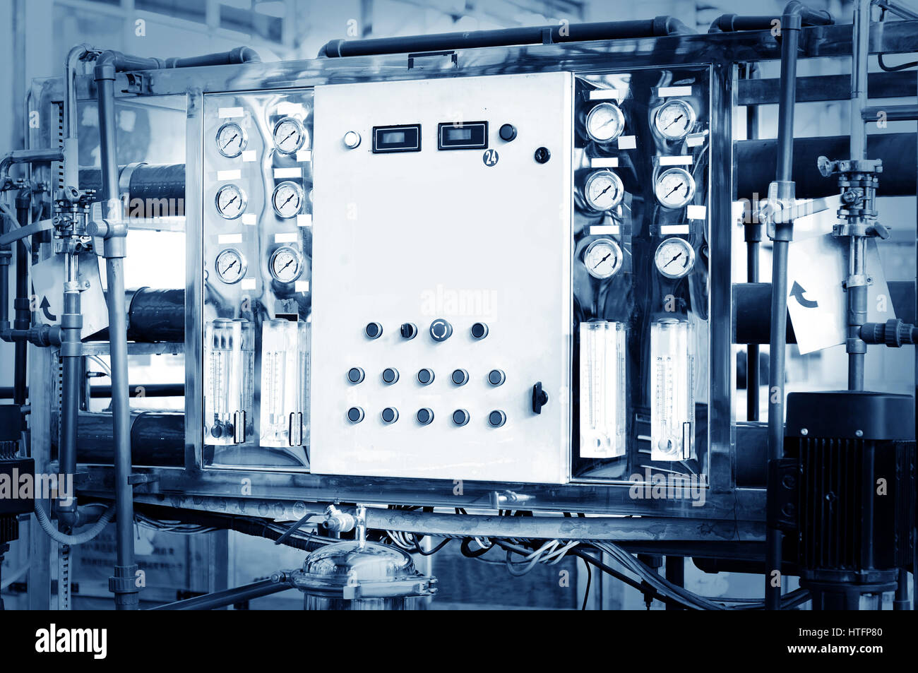 Motor manufacturing hi-res stock photography and images - Alamy