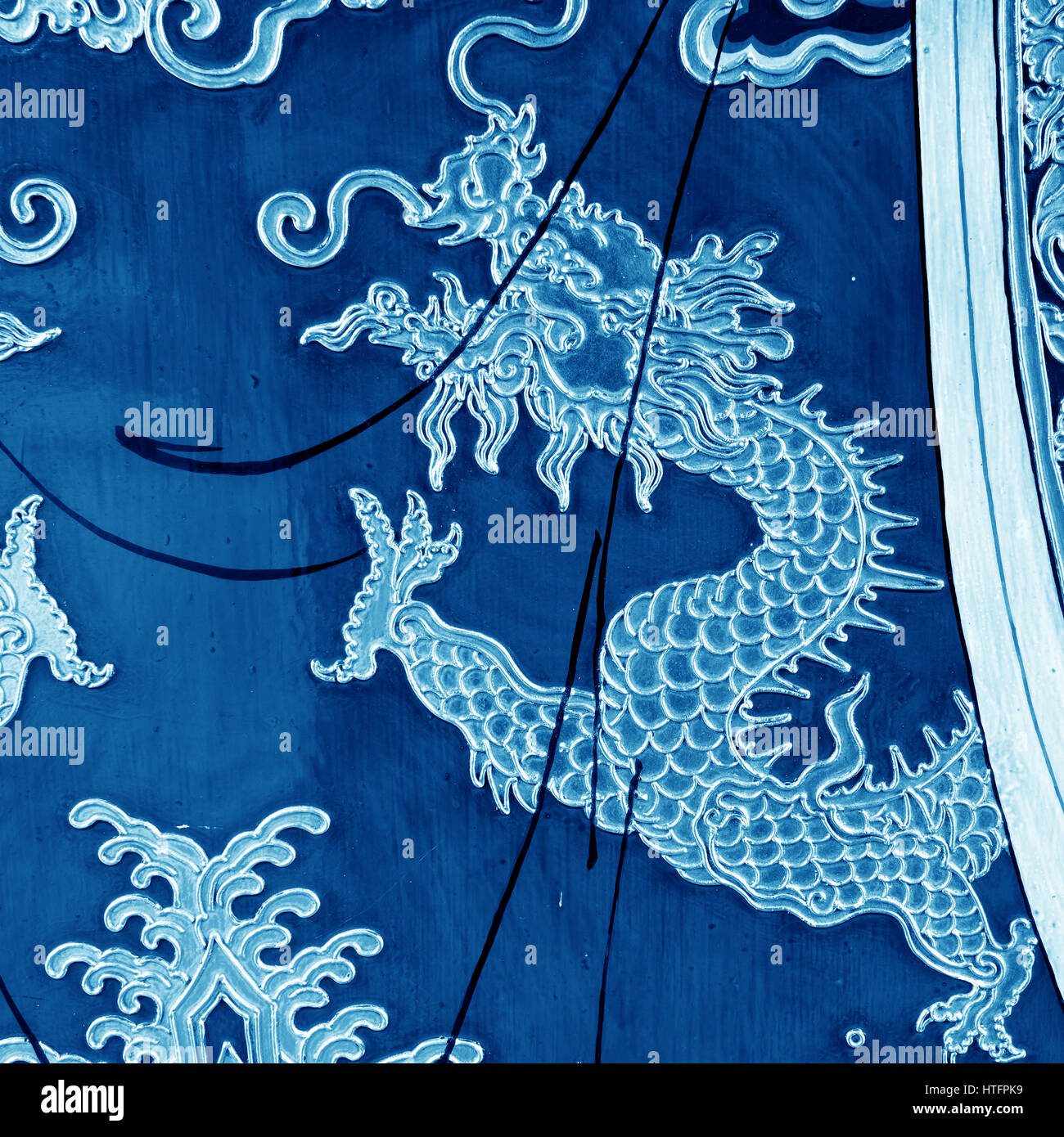 China Shanghai Temple, classical pattern on the door Stock Photo - Alamy