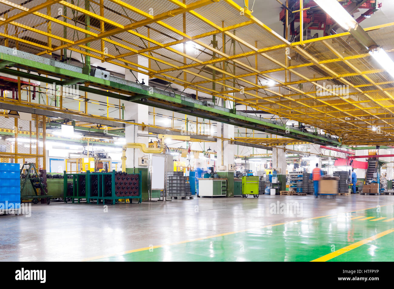 Production of automobile engine plant Stock Photo - Alamy