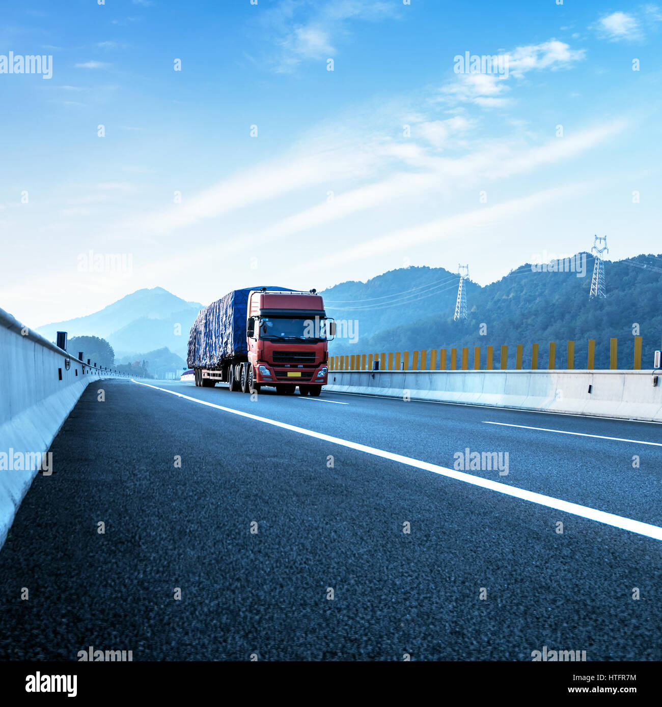 High speeds hi-res stock photography and images - Alamy