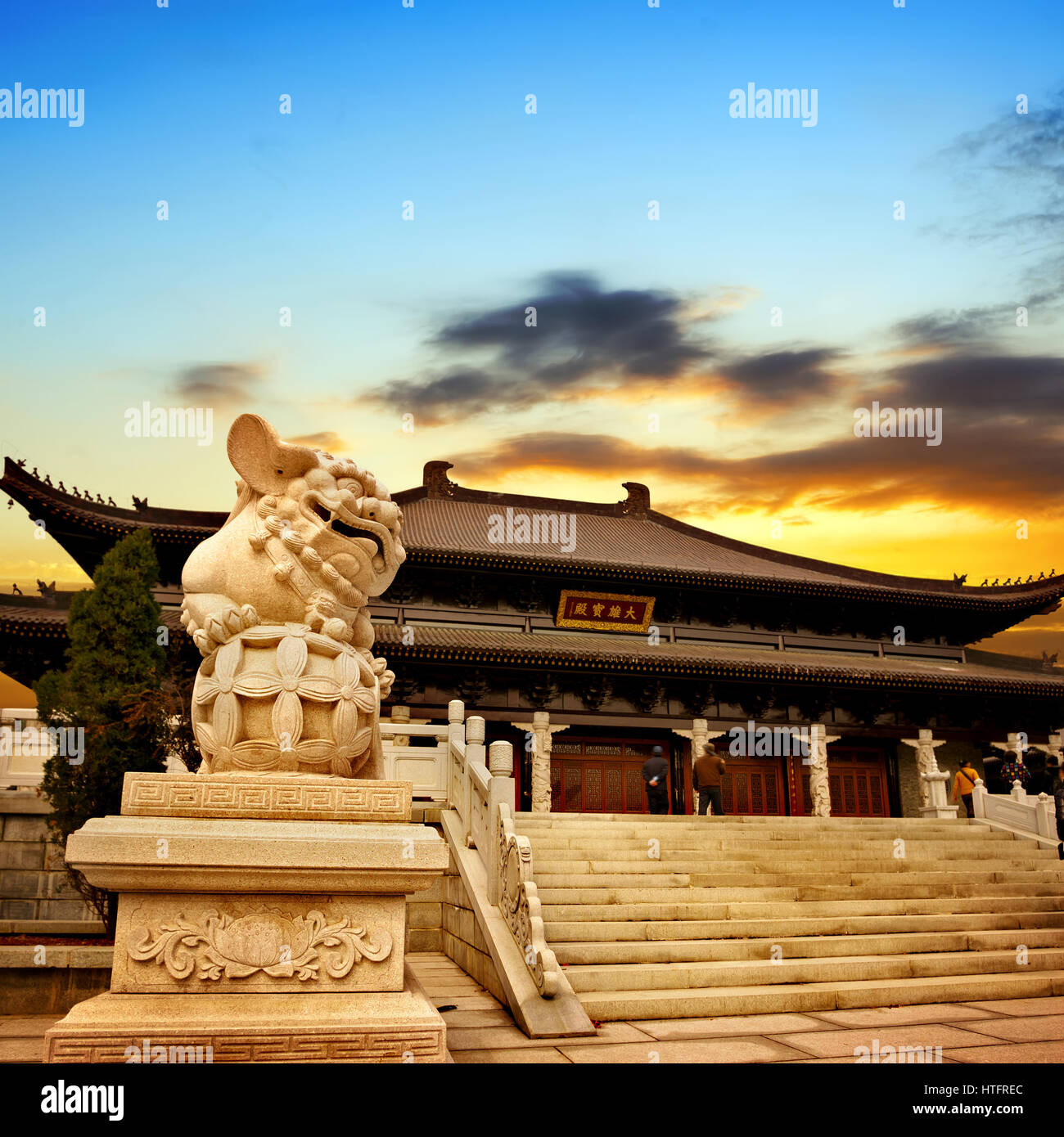 Chinese temple sunset Stock Photo - Alamy