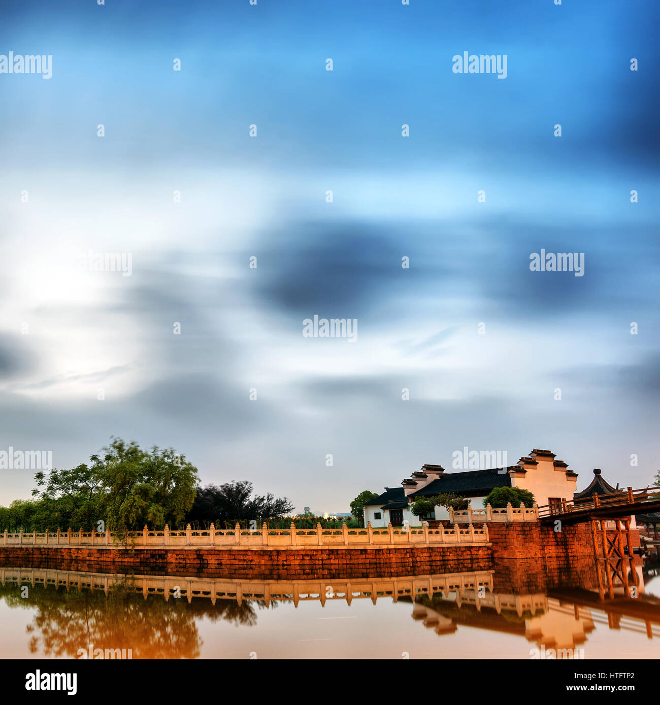 River of ancient Chinese architecture Stock Photo - Alamy