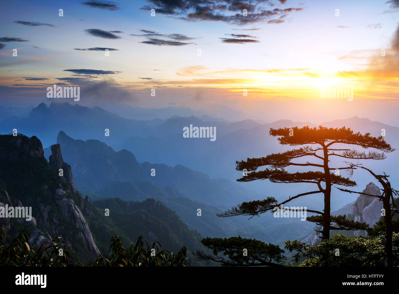 World Natural Heritage: China Jiangxi Mountains Stock Photo - Alamy