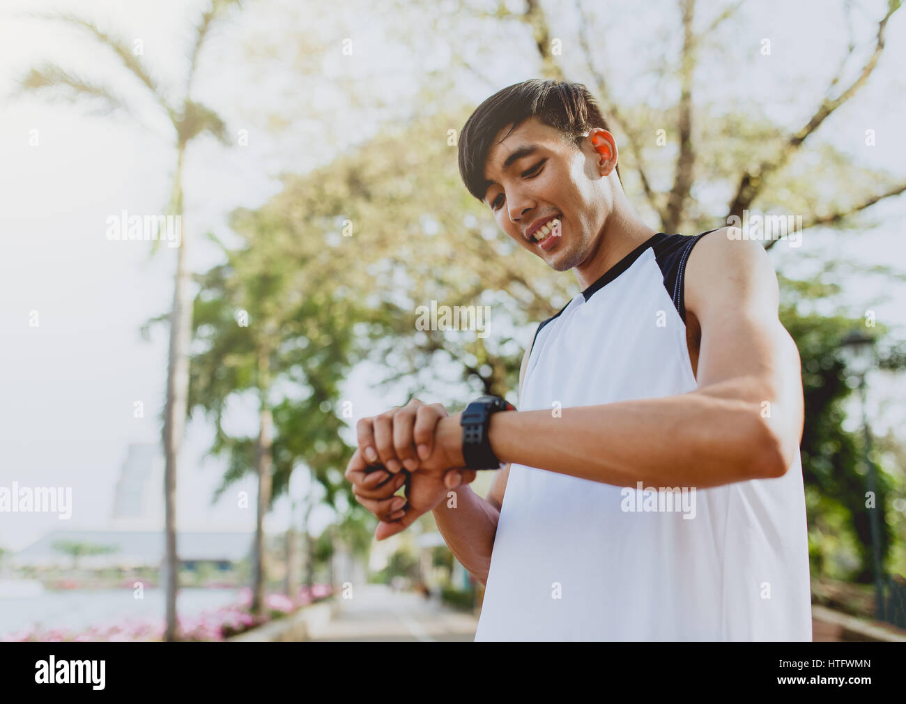 Gps watch athlete hi-res stock photography and images - Alamy