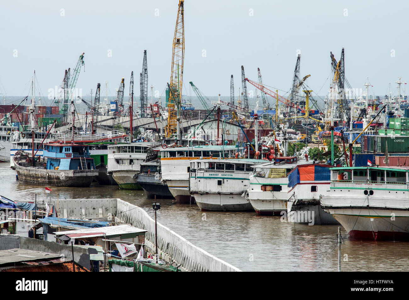Sunda Kelapa - Old Harbour in Jakarta, Indonesia Stock Photo - Alamy