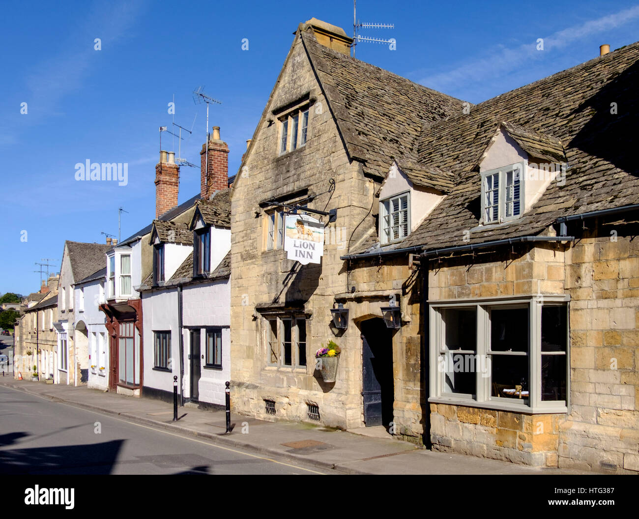 Winchcombe cotswolds pub hi-res stock photography and images - Alamy
