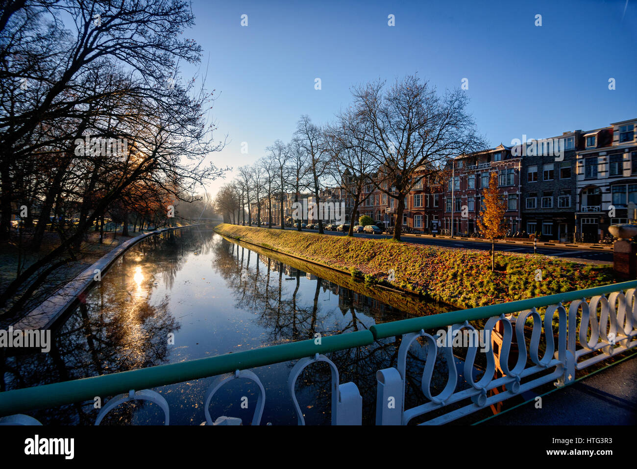 Utrecht canal autumn hi-res stock photography and images - Alamy