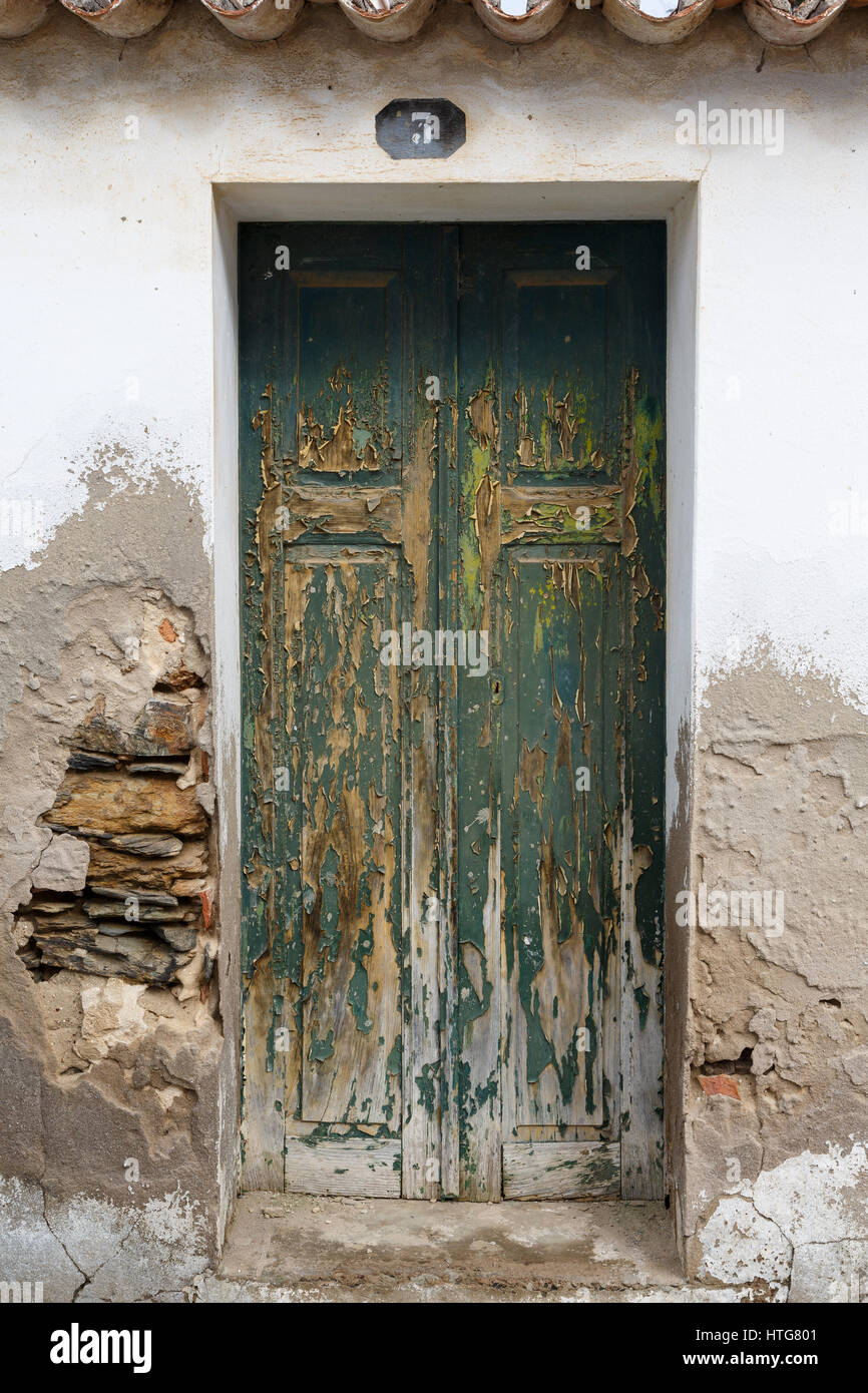 Old door peeling paint hi-res stock photography and images - Alamy