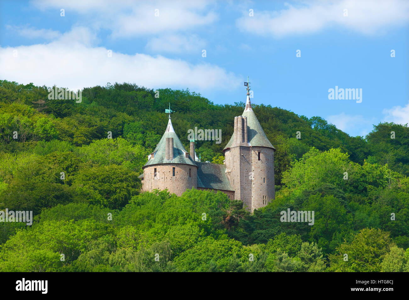 Castell coch hi-res stock photography and images - Alamy