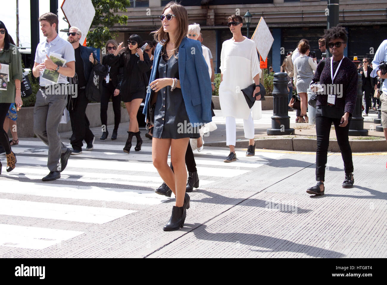 Young socialites collection hi-res stock photography and images - Alamy
