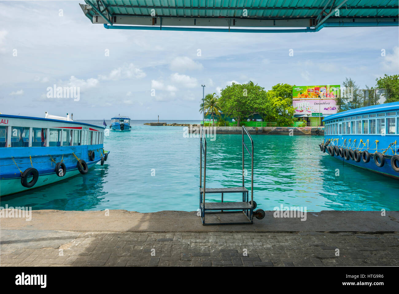 Ferry terminal on Villingili Island, Male, Maldives Stock Photo - Alamy