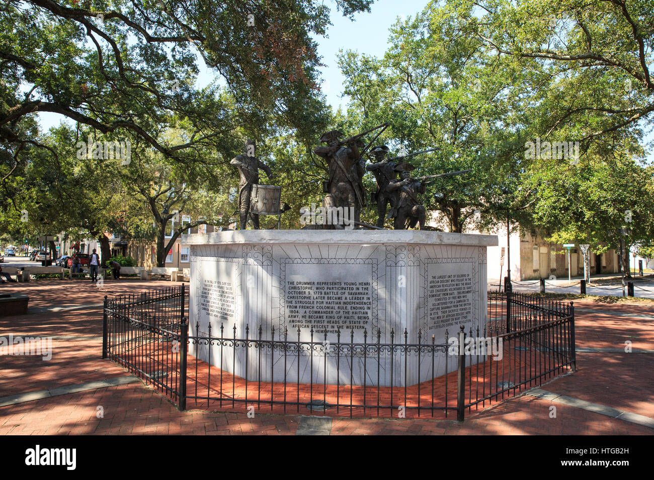 Statues of Chasseurs Volontaires, Haitian volunteer soldiers of African ...