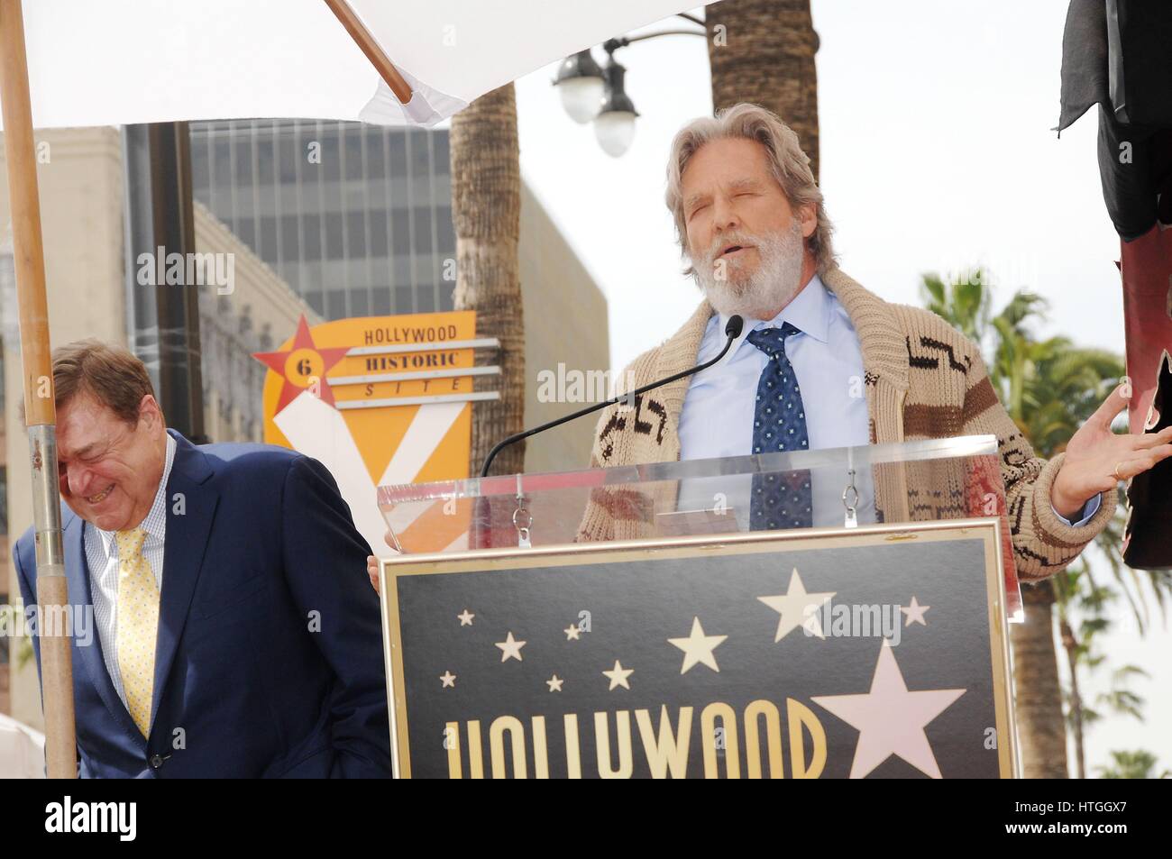 Los Angeles, CA, USA. 10th Mar, 2017. John Goodman, Jeff Bridges at the ...
