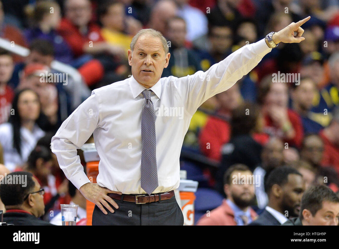 John beilein coach hi-res stock photography and images - Alamy