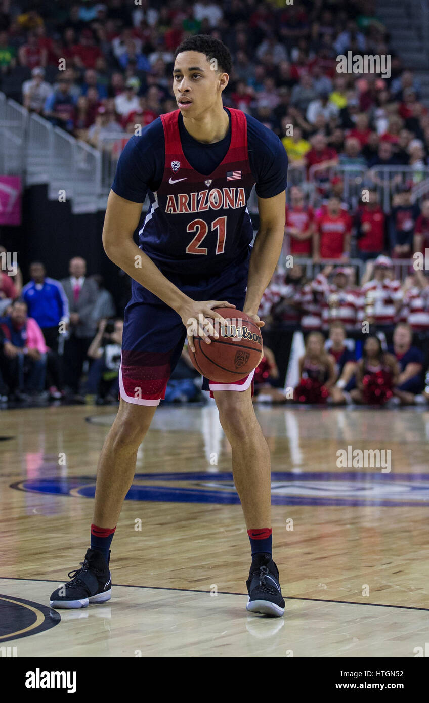 Las Vegas, Nevada, USA. 11th Mar, 2017. Arizona center Chance Comanche ...