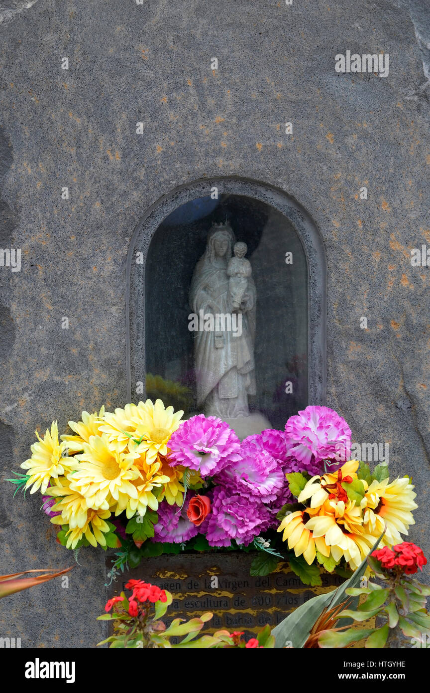 Christian memorial in memory of a loved one Stock Photo - Alamy