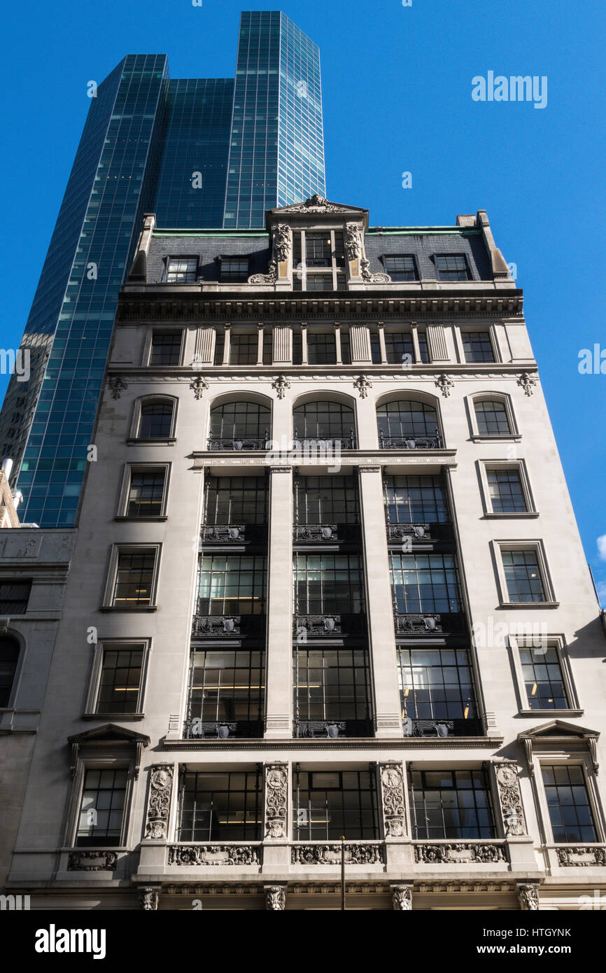 Contrasting Architecture on Fifth Avenue, New York City, USA Stock ...