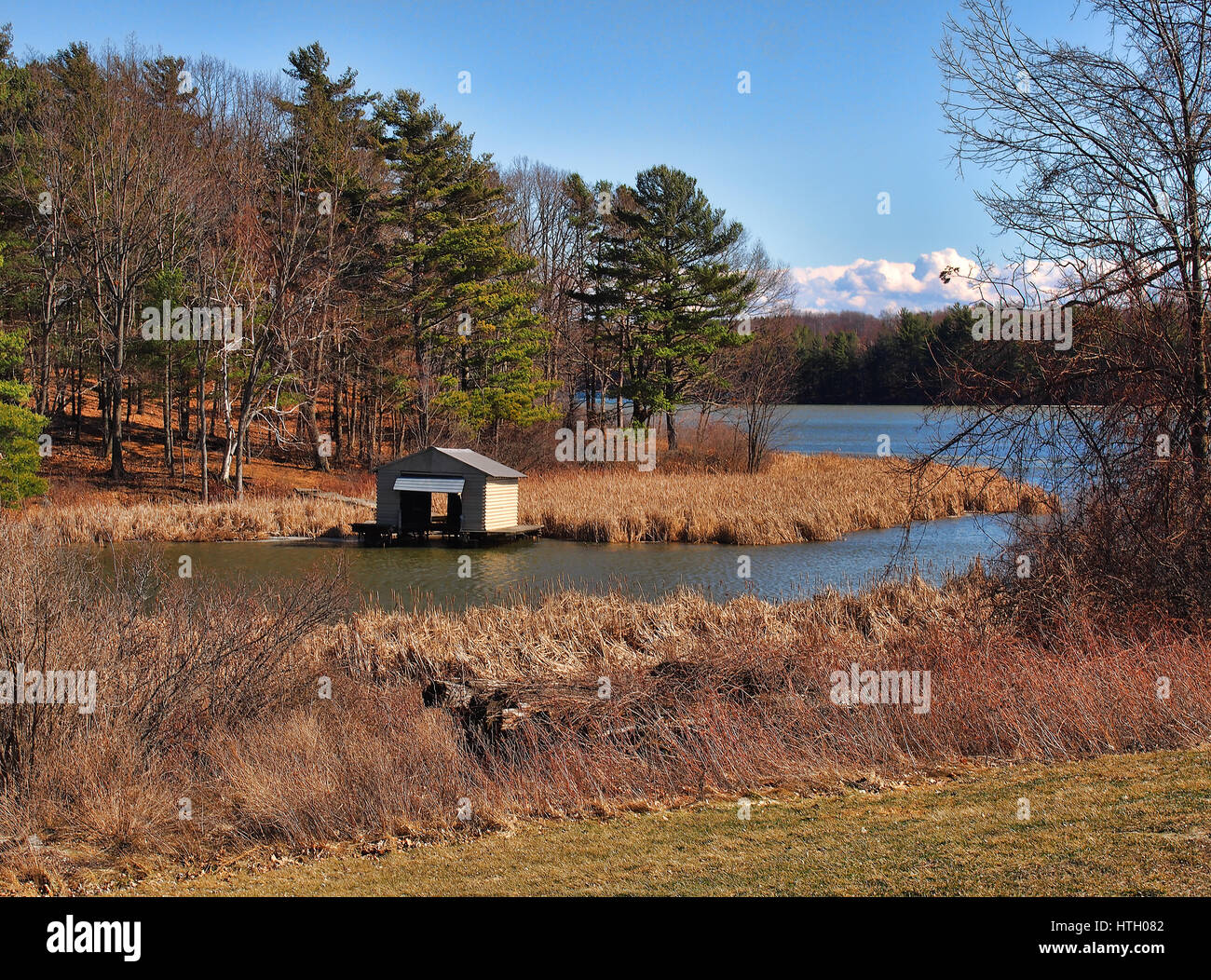 Rivers inlet hi-res stock photography and images - Alamy
