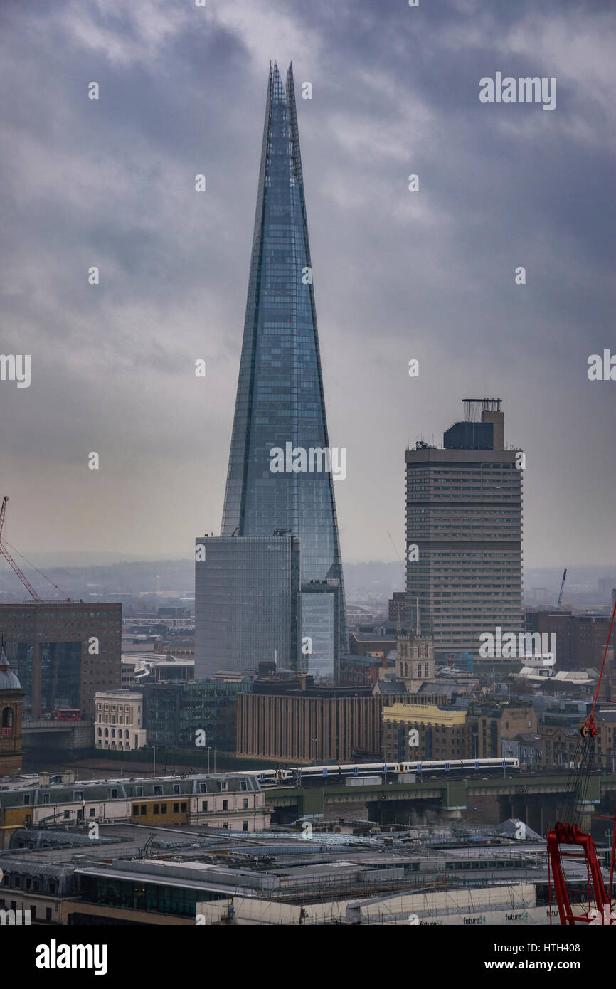 Panoramic aerial view of urban London with the Shard skyscraper and ...