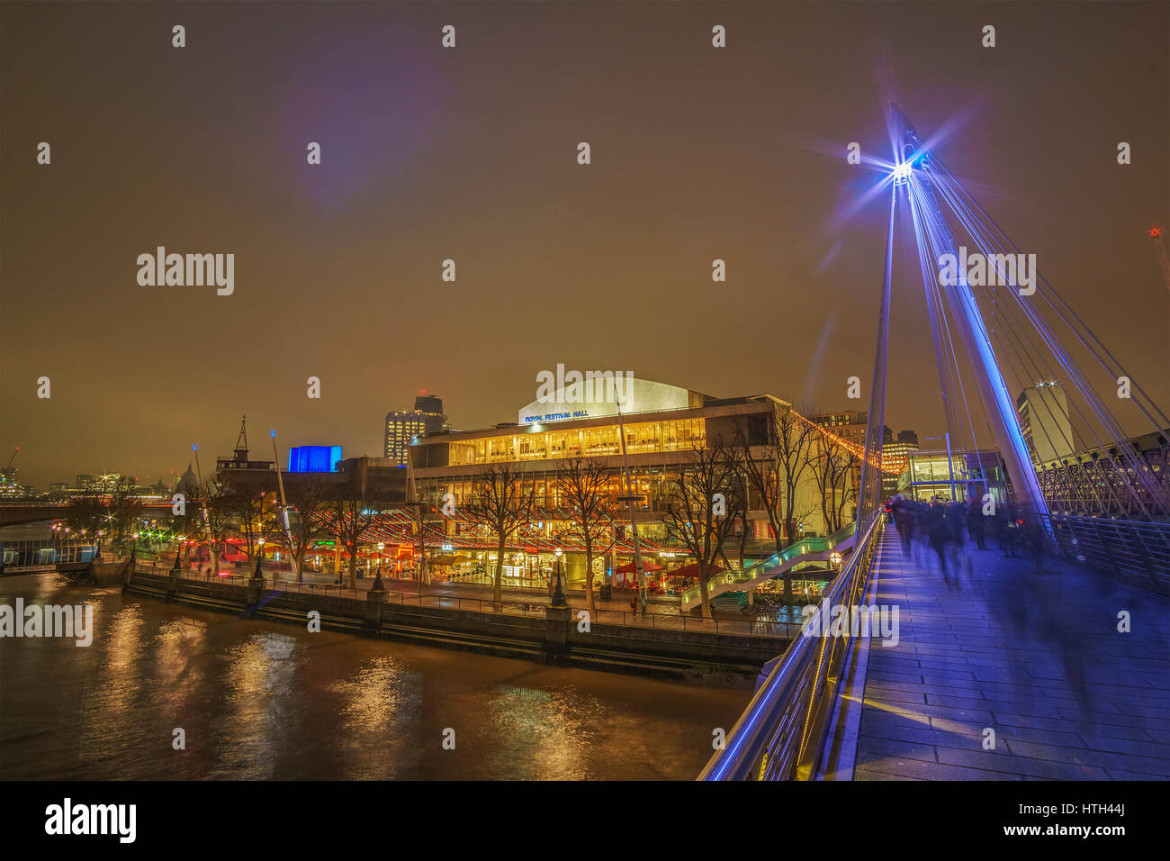 Hungerford Bridge and Golden Jubilee Bridges over River Thames and view ...