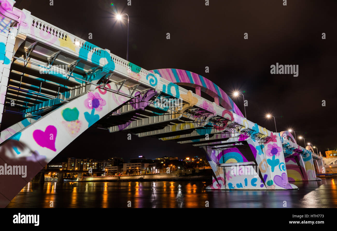 William Jolly Bridge Brisbane Australia. Lighten up in light painting ...