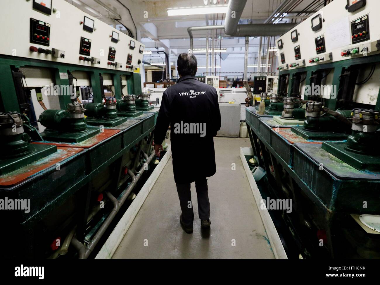 Electroplating hi-res stock photography and images - Alamy