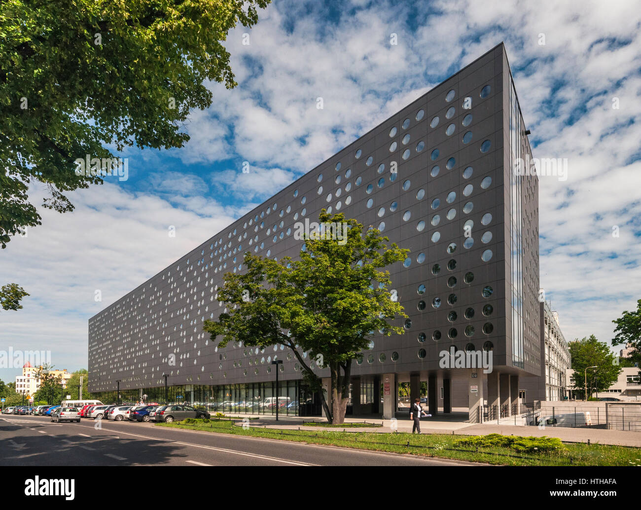 Building exterior hi-res stock photography and images - Alamy