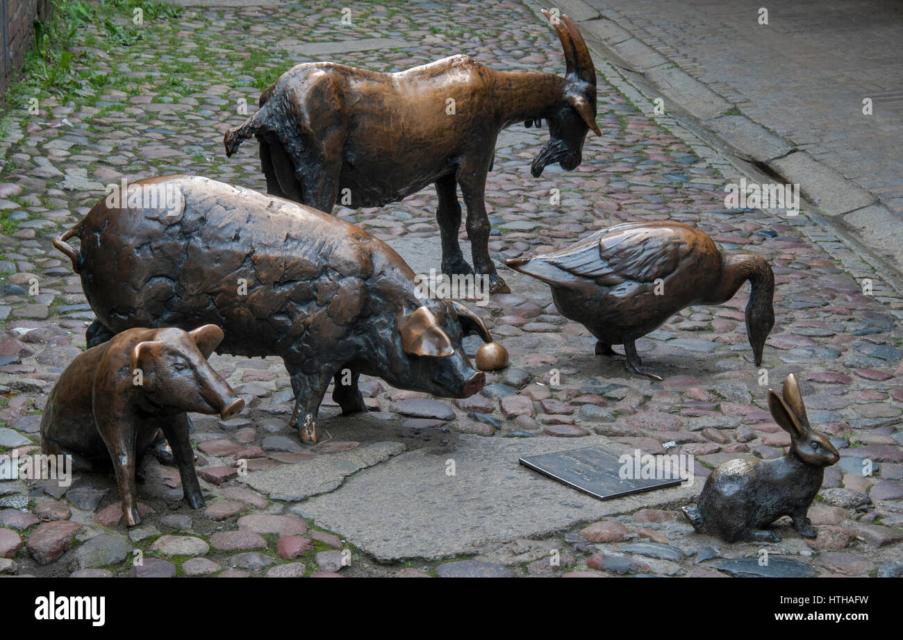 "In Honor of Animals for Slaughter" sculptures at Jatki (Shambles ...