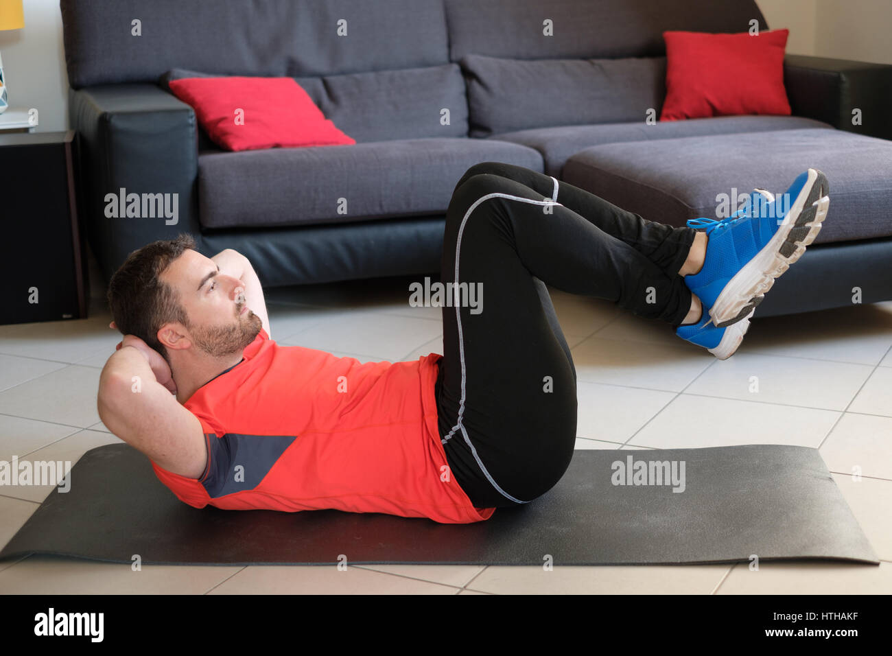 Working out at home hi-res stock photography and images - Alamy