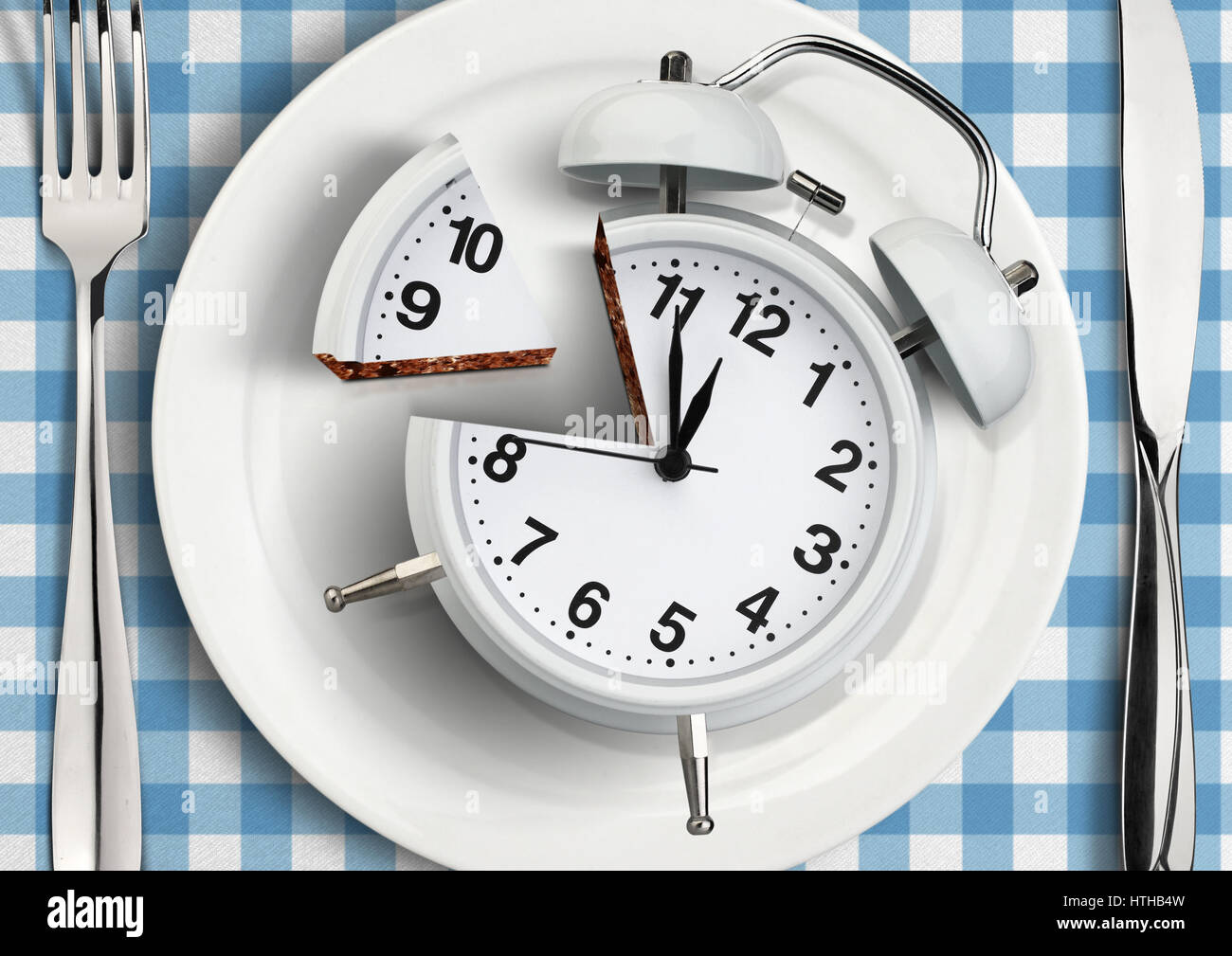 Clock food plate hi-res stock photography and images - Alamy