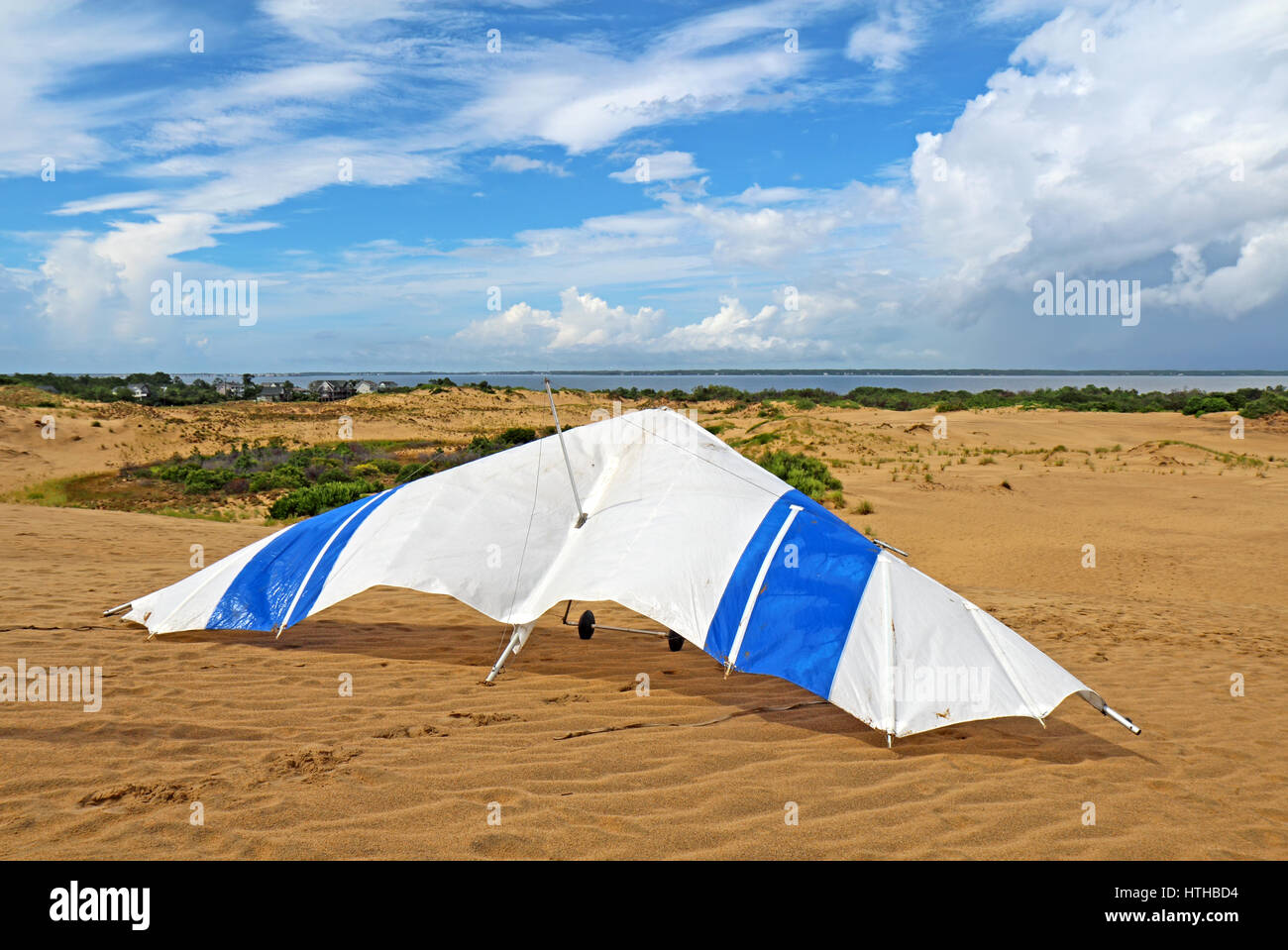 Hang glider on the sand of Jockeys Ridge State Park in Nags Head on the ...