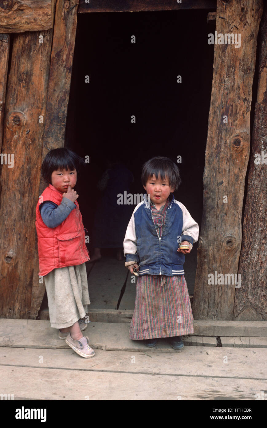 Young Bhutanese children in Wangdiphodrang village, Bhutan, Himalayas ...