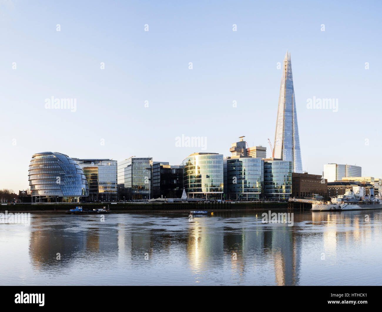 London skyline to the south east hi-res stock photography and images ...